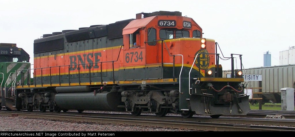 BNSF 6734